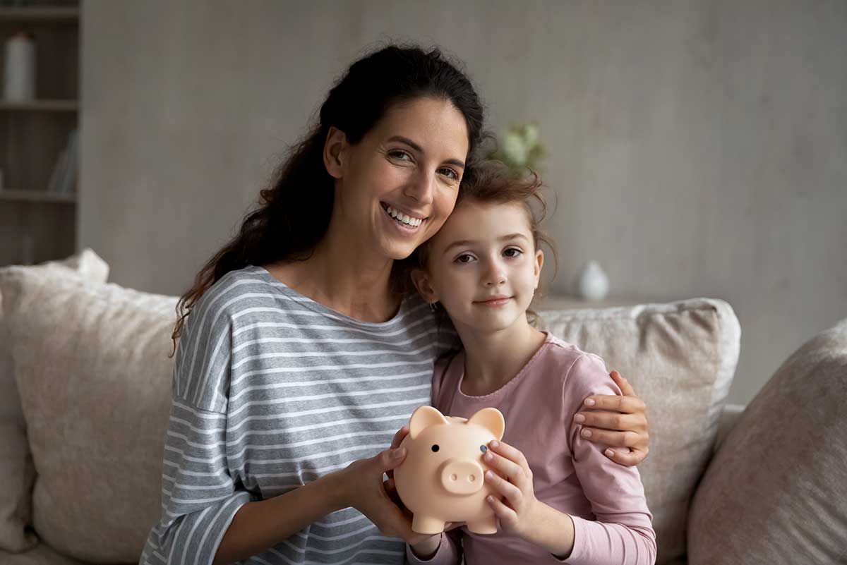 Easy Ways to Teach Your Child About Saving Money and Savings Accounts ...