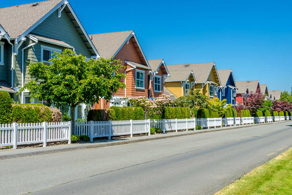 Choosing Your Ideal Neighborhood as a Homeowner - Polam Federal Credit ...