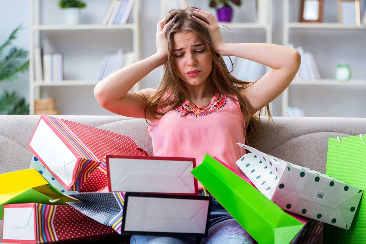 Simple Ways to Take Control of Your Spending - Polam Federal Credit Union